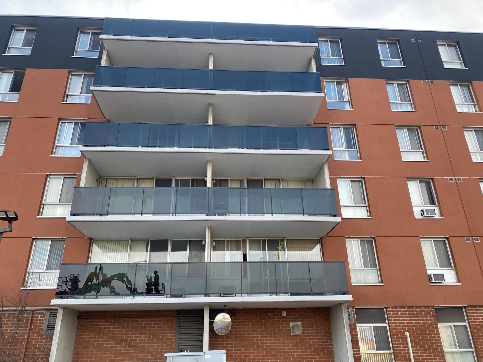 Whitby, ON – Link Aluminum Railings & Guard Ltd.